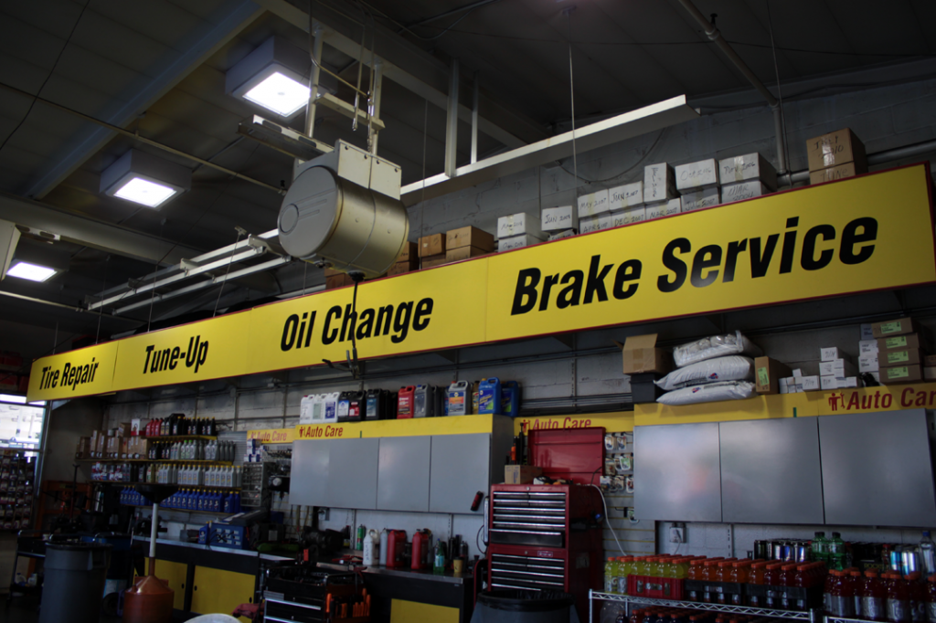 Inside-Mechanic-Shop - Bob Stivers Shell Stations in San Diego